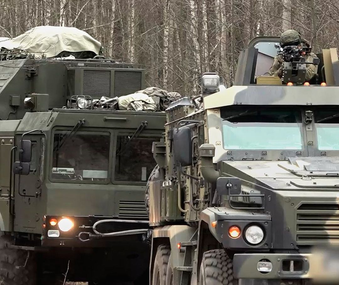 U Burusiya Bwerekanye Igikorwa cyo Kohereza Misile za Oreshnik za ...